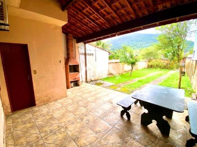 Casa estilo edícula em Peruíbe