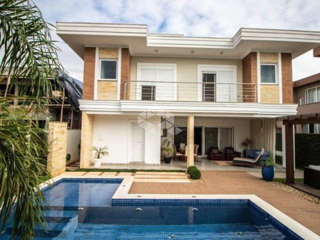 CASA ESTILO SOBRADO EM CONDOMÍNIO FECHADO, CANOAS!