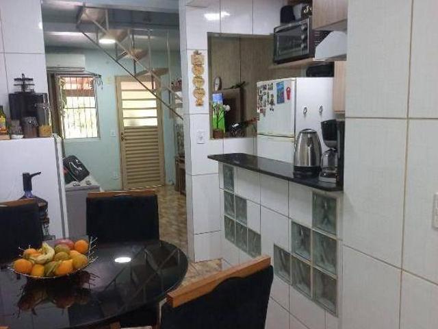 Casa estilo sobrado em Santa Cecília Viamão RS