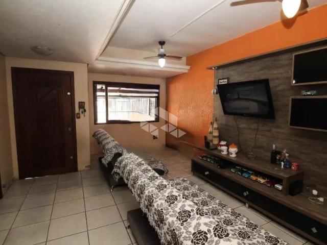 Casa estilo sobrado 3 dormitórios e 2 vagas Hípica / Zona sul de Poa