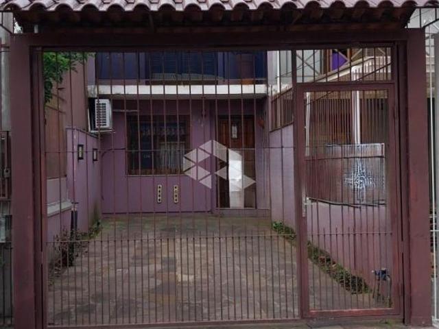 Casa estilo sobrado 3 dormitórios e 3 banheiros zona sul de Poa / Hípica
