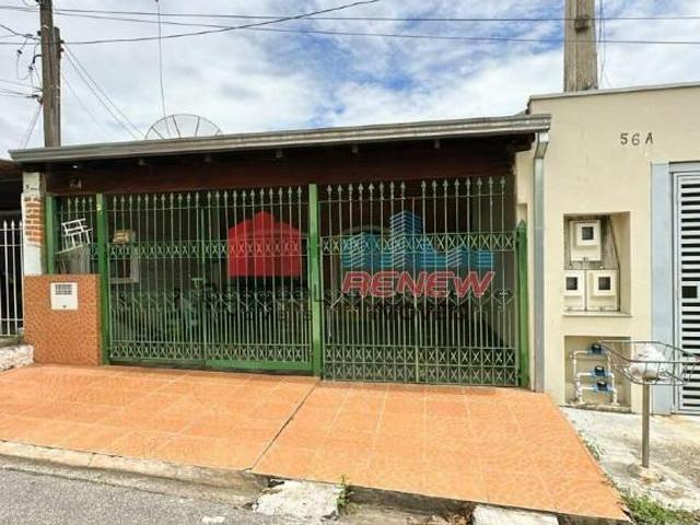 Casa funcional térrea com edícula