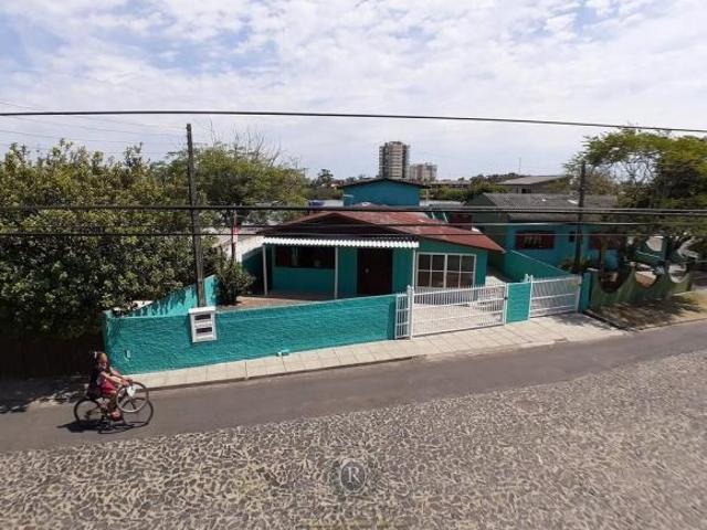 Casa fundos para o Rio Mampituba