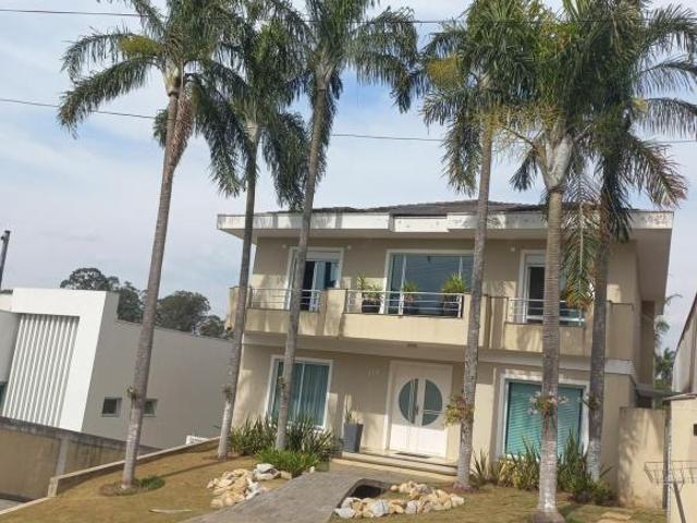 Casa Fabulosa Cond. São Paulo II na Granja Viana