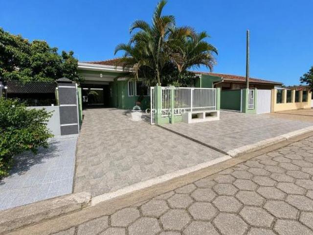 Casa faixa mar em Santa Terezinha