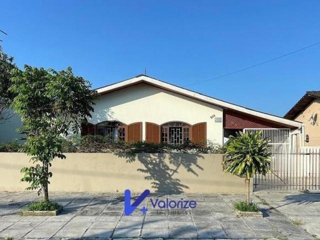 Casa faixar mar com amplo terreno