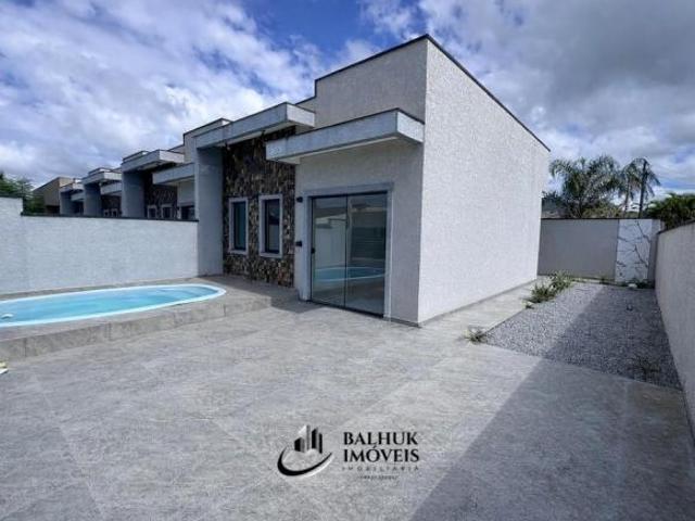 Casa financiável com piscina