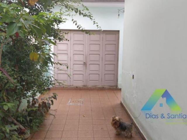 Casa fins residencial ou comercial com localização privilegiada a 500mts do Aeroporto Congonhas com