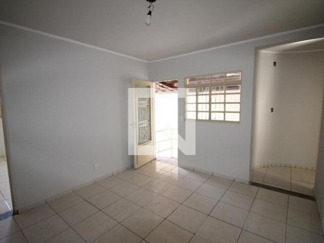 Casa, Flamengo, 2 Quartos, 250 m2 Contagem