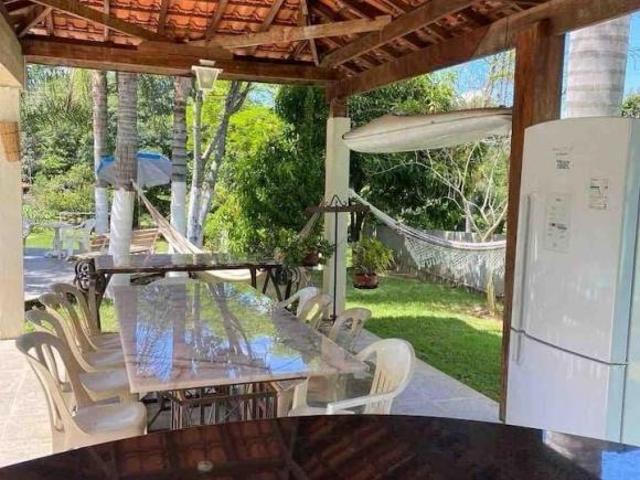 Casa Floresta Escura São Pedro