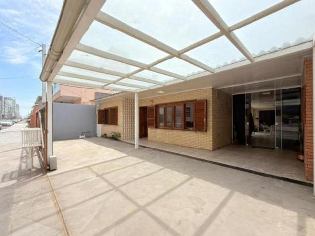 Casa Fora de Condomínio 3 Dormitórios Bairro Zona Nova