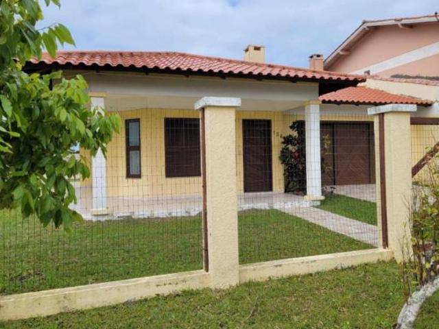 Casa Fora de Condomínio 3 Dormitórios Bairro Zona Nova
