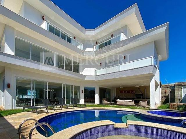 Casa Frente ao Mar à venda na Enseada em Guarujá