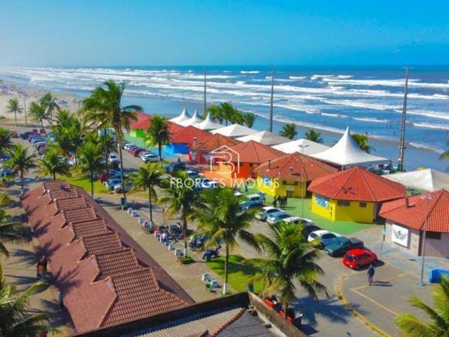 Casa Frente Mar Com Piscina Mobiliado $389Mil na Praia de Mongaguá Use Seu FGTS