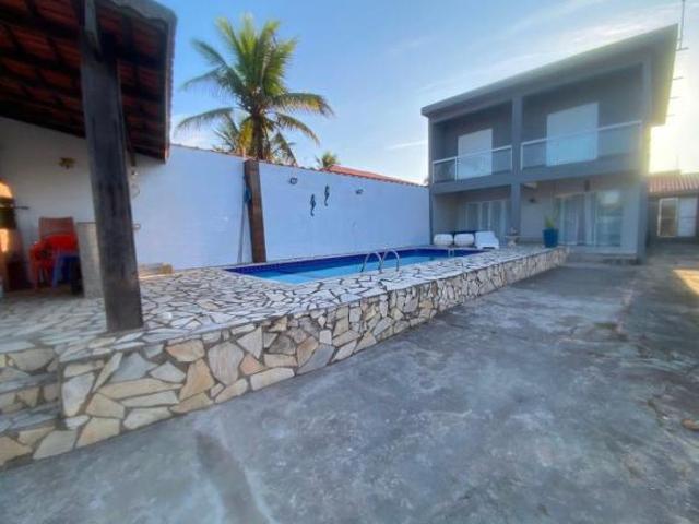 Casa frente mar com 3 quartos em Itanhaém R$ 700.000,00