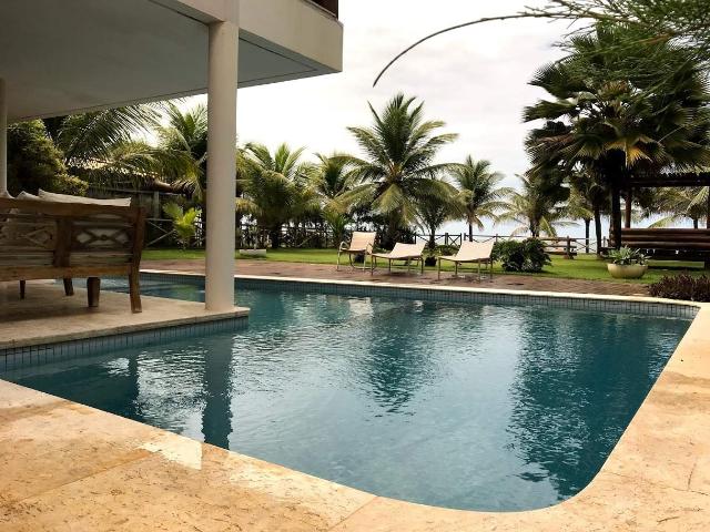 Casa Frente Mar com 5 suites no Condomínio Paraíso do Mar Aluguel de Temporada