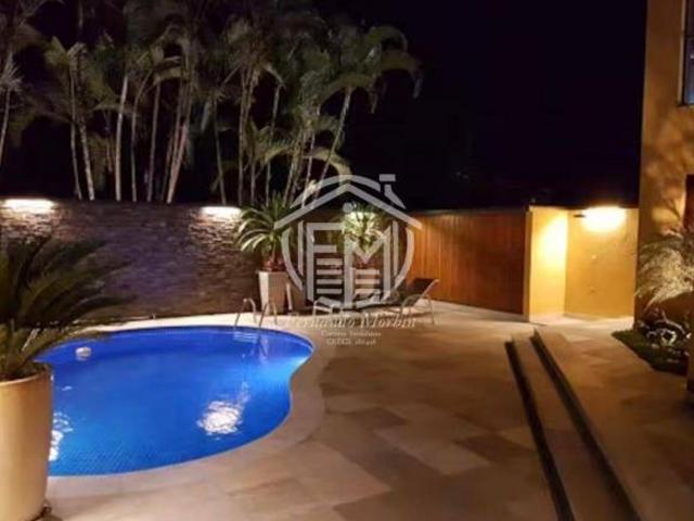 Casa Frente Mar à Venda na Praia de Itamambuca – Ubatuba/SP