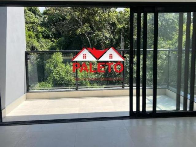 Casa frente para asfalto com piscina a venda no Condomínio Ninho Verde I Eco Residence, fundo para á