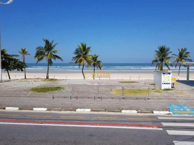 Casa frente praia 6 suítes, 6 vagas, sauna, Enseada
