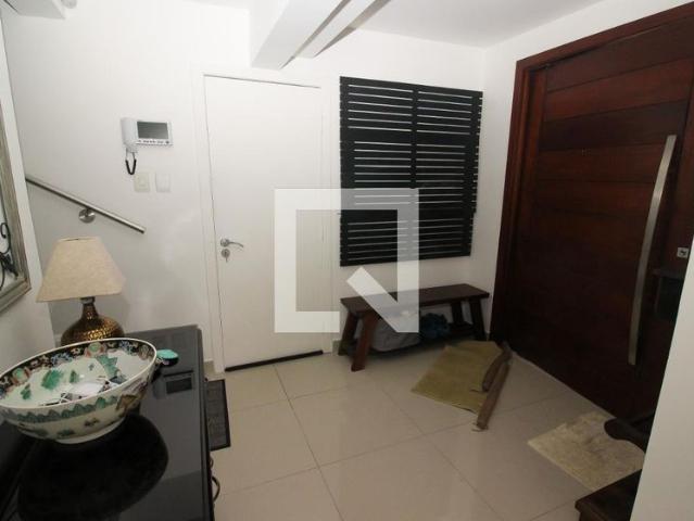 Casa, Guarujá, 3 Quartos, 280 m2 Porto Alegre
