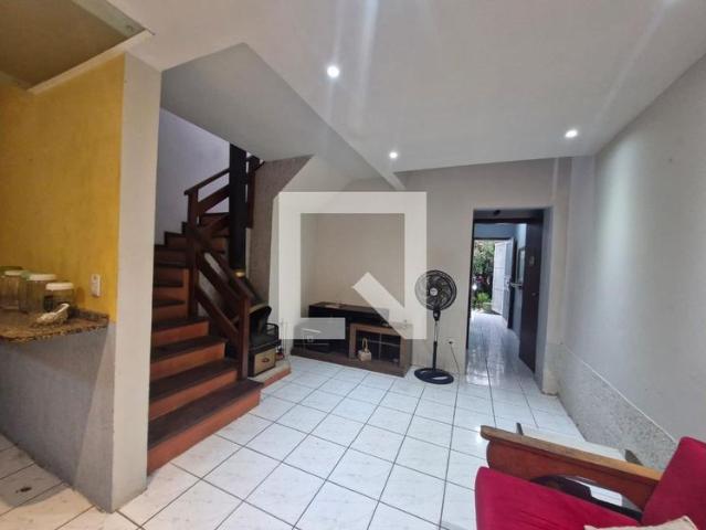 Casa, Guarujá, 4 Quartos, 137 m2 Porto Alegre