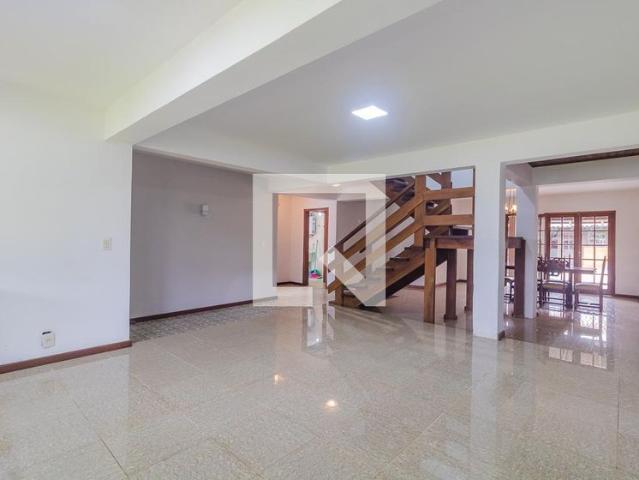 Casa, Guarujá, 4 Quartos, 334 m2 Porto Alegre