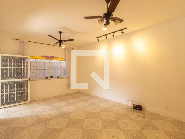 Casa, Guaratiba, 2 Quartos, 225 m2 Rio de Janeiro