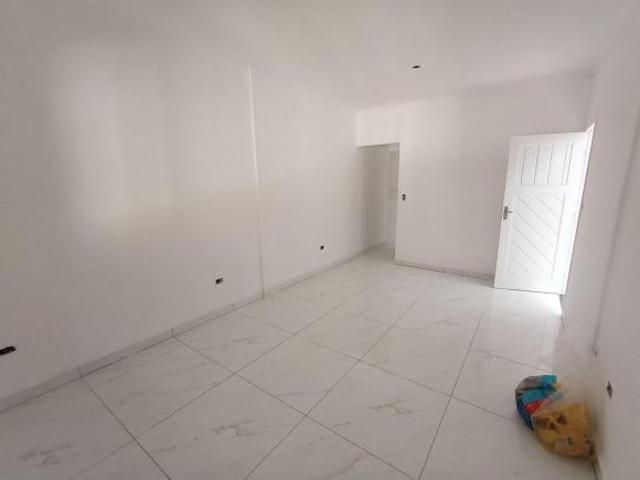 Casa geminada no Maracanã 1 quadra da Praia