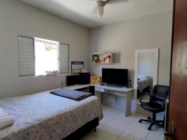casa geminada ótima localização