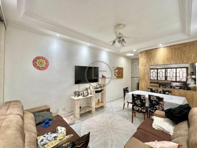 Casa Geminada a 250 metros da Praia
