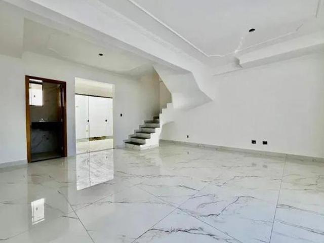 Casa geminada à venda 3 quartos 1 com suíte e varanda 2 vagas santa amélia