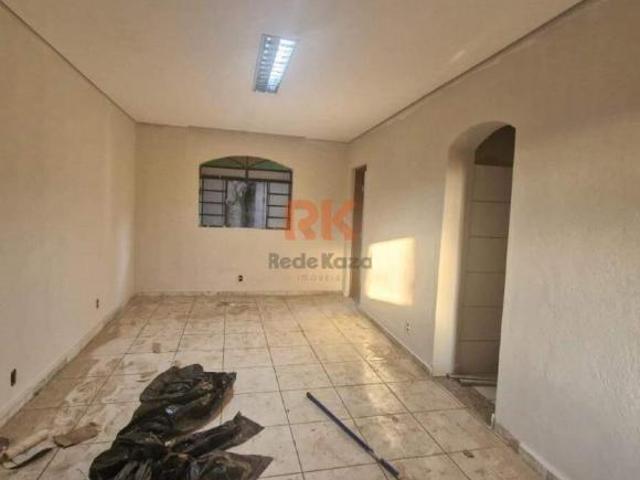 Casa geminada à venda, 3 quartos, 1 suíte, 3 vagas, Novo Progresso Contagem/MG