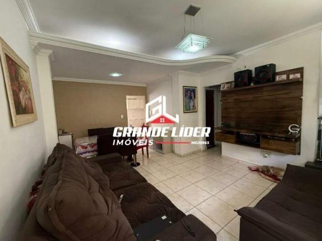 Casa Geminada à venda, 3 quartos, 1 suíte, 1 vaga, Água Branca Contagem/MG