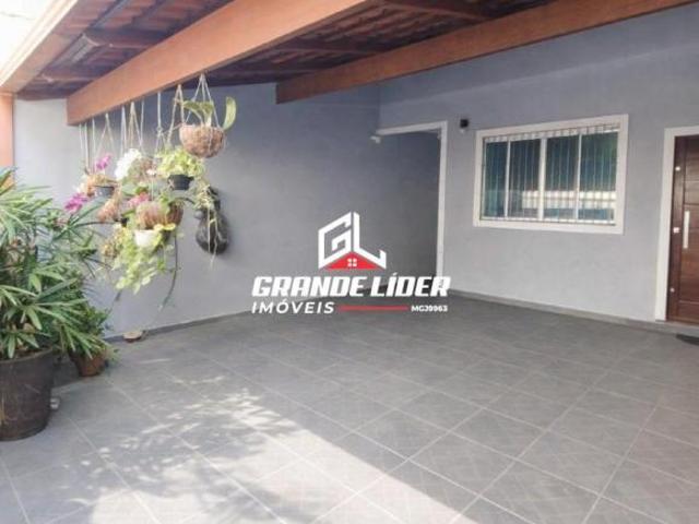 Casa Geminada à venda, 3 quartos, 1 suíte, 2 vagas, Tropical Contagem/MG