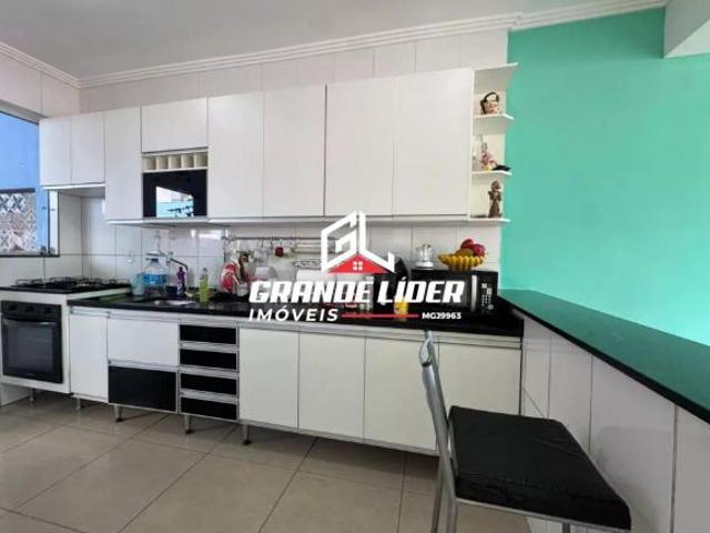 Casa Geminada à venda, 3 quartos, 1 suíte, 2 vagas, Três Barras Contagem/MG