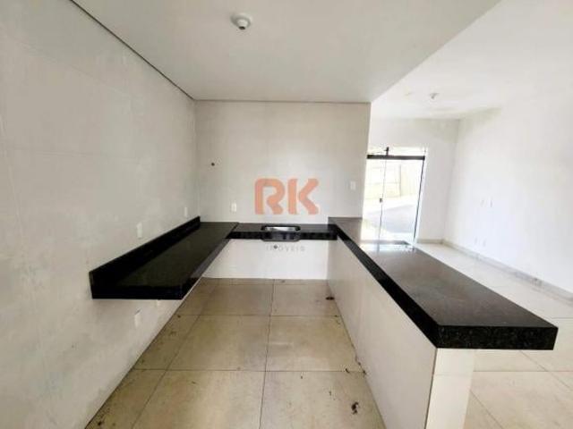Casa geminada à venda, 3 quartos, 1 suíte, 2 vagas, Vale Das Orquideas Contagem/MG