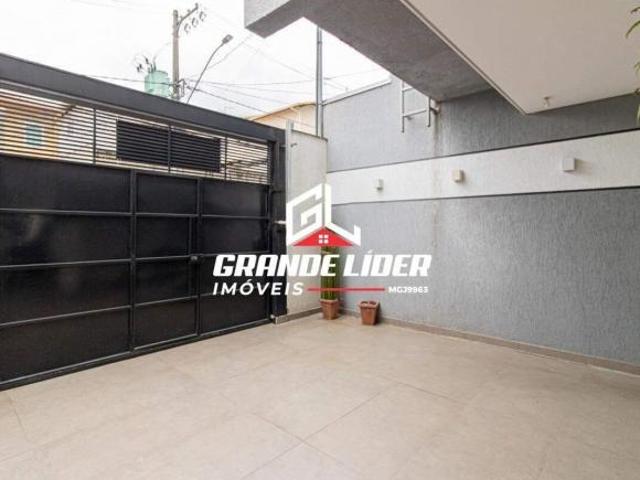Casa Geminada à venda, 3 quartos, 1 suíte, 2 vagas, Alvorada Contagem/MG