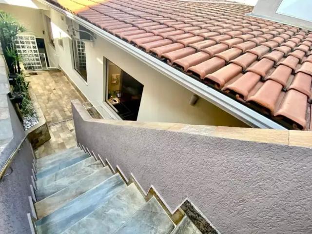 Casa geminada à venda, 3 quartos, 1 suíte, 2 vagas, Castelo Belo Horizonte/MG