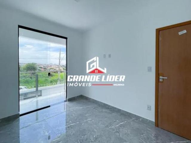 Casa Geminada à venda, 3 quartos, 1 suíte, 2 vagas, Centro Contagem/MG