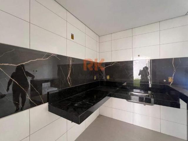 Casa geminada à venda, 3 quartos, 1 suíte, 2 vagas, Parque XangriLá Contagem/MG