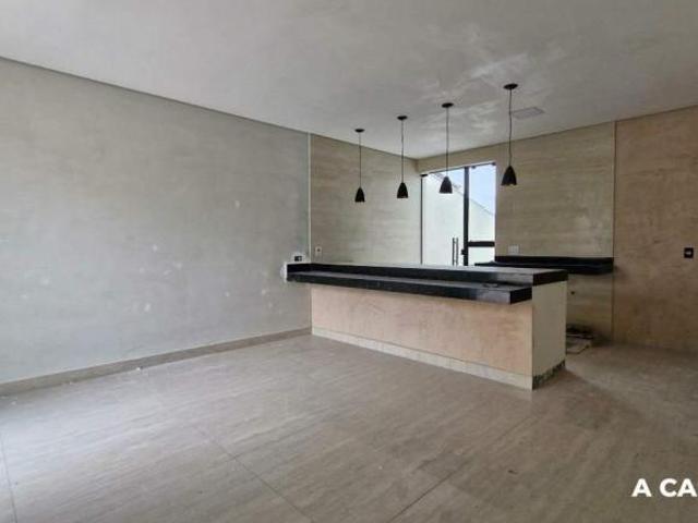 Casa Geminada à venda, 3 quartos, 1 suíte, 2 vagas, Santa Lúcia Betim/MG