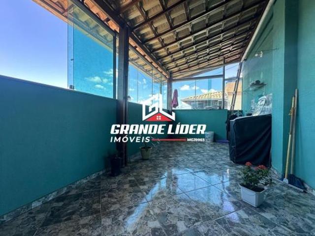 Casa Geminada à venda, 3 quartos, 1 vaga, Vila Magdalena Contagem/MG