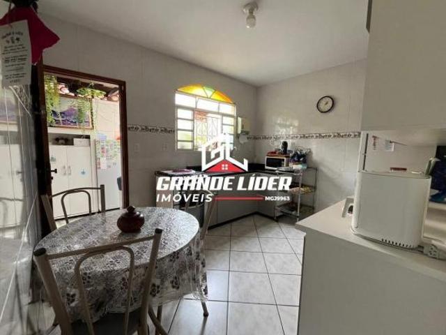 Casa Geminada à venda, 3 quartos, 1 vaga, Fonte Grande Contagem/MG