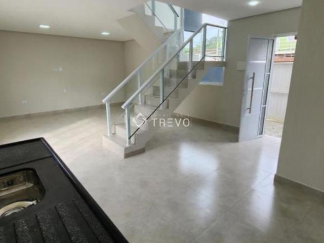 Casa Geminada á venda