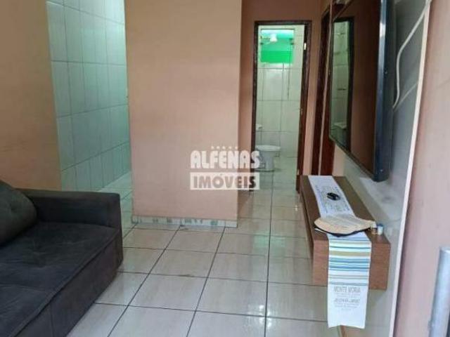 Casa Geminada à venda 2 quartos no Bairro Jardim das Alterosas 2ª Seção