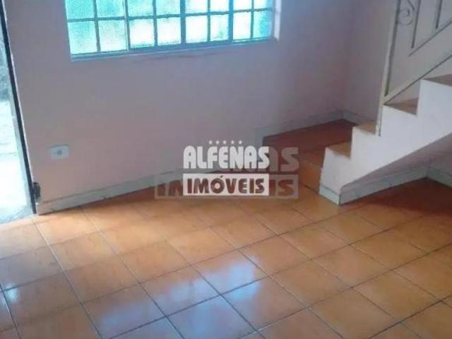 Casa Geminada à venda 2 quartos no Bairro Novo Eldorado
