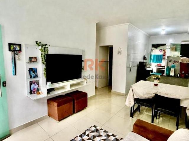 Casa geminada à venda, 2 quartos, 1 vaga, Parque XangriLá Contagem/MG