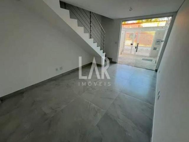 Casa Geminada à venda, 2 quartos, 2 suítes, 1 vaga, Planalto Belo Horizonte/MG