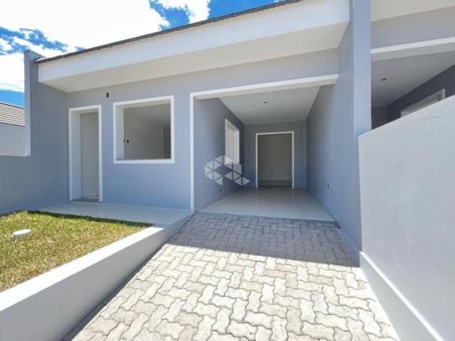 Casa geminada à venda com 2 dormitórios no bairro Esmeralda