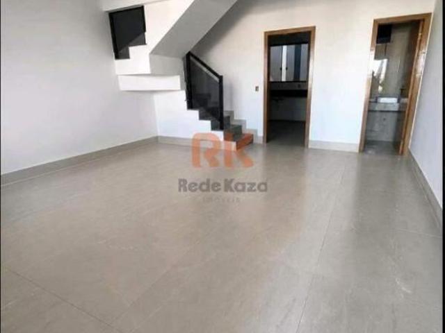 Casa geminada à venda Contagem